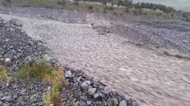 River River any Nouvelle-Zélande: horonantsary misy trangan-javatra voajanahary tsy mampino