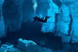 I segreti del Mar Nero nascosti sotto la colonna d'acqua