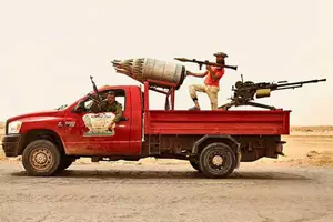 Tanques de despejo: veículos de combate rebeldes caseiros