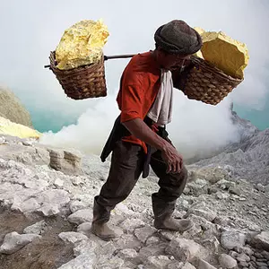 Sulfur Collectors: The Hardest Job in the World