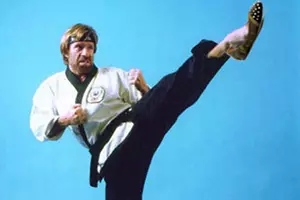 Cuộc chiến thực sự duy nhất của Chuck Norris từng được quay