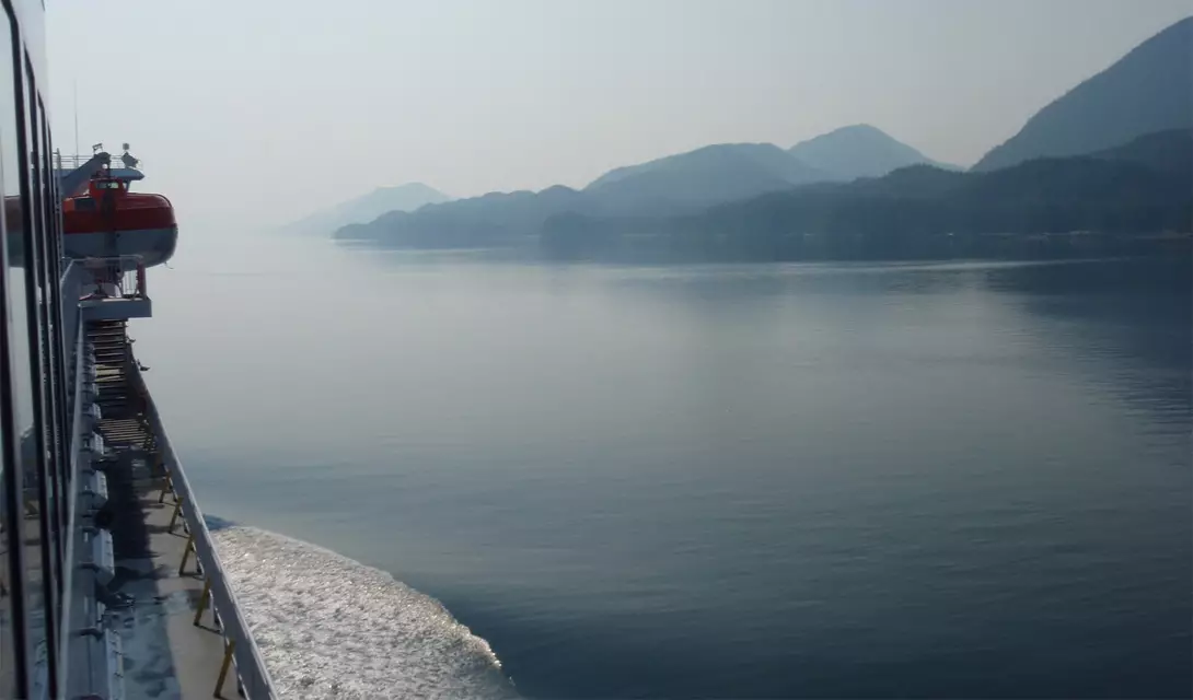 Prince Rupert, Colúmbia Britànica Hores de sol a l'any: 1230 Tot el Pacífic Nord és famós pel seu clima inhòspit, plujós i ombrívol, amanit amb boires constants. La ciutat portuària de Prince Rupert sembla un autèntic extraterrestre de les fosques fantasies de Lovecraft: per què la gent encara s’aferra a aquest lloc on Cthulhu està a punt de sortir de l’aigua és completament incomprensible.