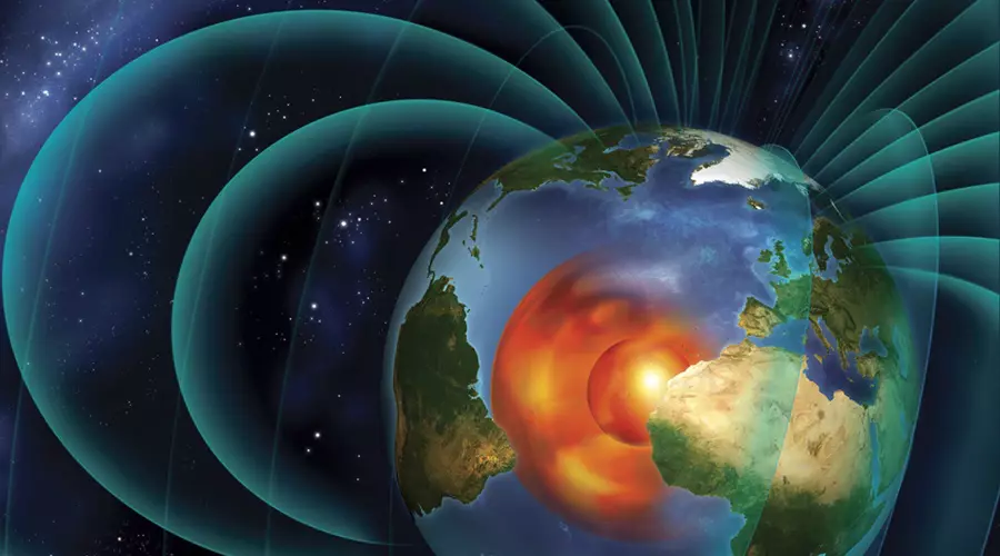 Un océano de metal fundido A unha profundidade de 2890 quilómetros, hai un colosal lago de metal fundido, cuxa temperatura supera os 5.000 graos centígrados. Este lago é a parte exterior do núcleo. Aquí as tormentas e os remuíños fan furor, formando campos eléctricos e magnéticos dunha forza incrible. O movemento dos fluxos de metal fundido leva á formación do campo magnético xeral da Terra, sen o cal a vida no planeta sería simplemente imposible.