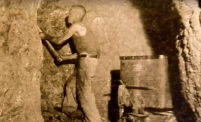 Een man heeft 38 jaar in het geheim een ​​tunnel gegraven: de zoekmachines vielen uit