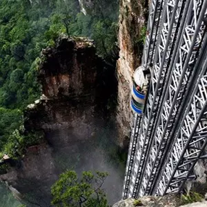 10 lélegzetelállító lift: nem mindenki meri felvenni őket