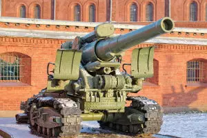 Stalin's Sledgehammer: howitzer tinyere egwu na ndị Germany