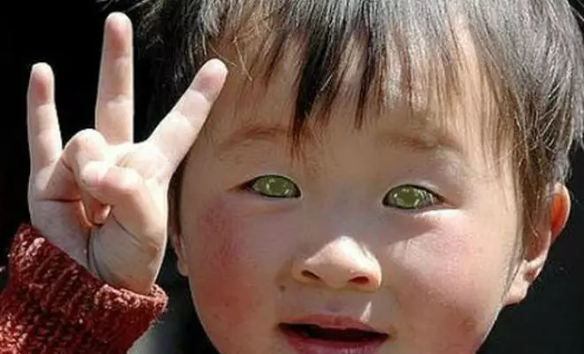 A child of a new type of person was born in China