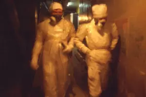 Awa abụọ n'okpuru Chernobyl sarcophagus: ụdị nke ndị na -eso ụzọ mbụ