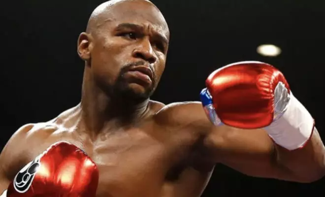 Paano magtapon ng kalaban na mas malaki sa iyo: payo ni Mayweather