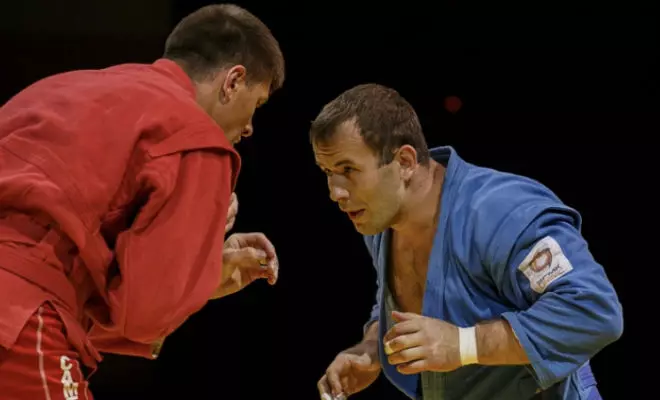 Combat sambo: teknik sing diklasifikasikake ing USSR