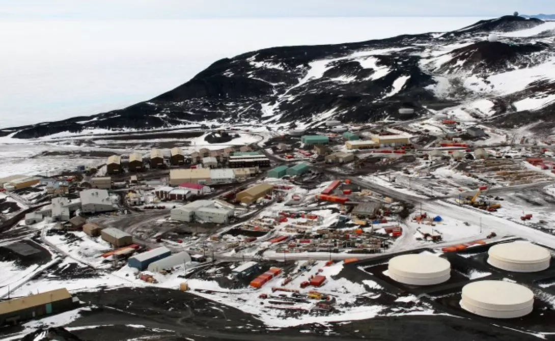 Антарктида имаше своя собствена атомна електроцентрала - McMurdo. Построен е едва през 1962 г.