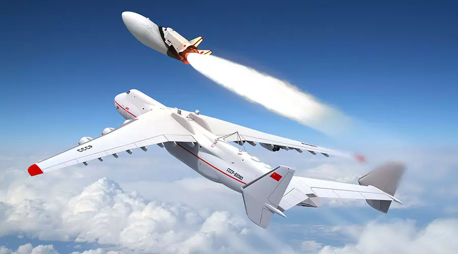 宇宙戦闘機宇宙戦闘機は、OKB-9 GlebLozino-Lozinskyのチーフデザイナーによって開発されました。プロジェクトスパイラルは世界初の戦闘宇宙船になる可能性がありましたが、官僚主義がすべてを台無しにしました。 Lozino-Lozinskyによって考案されたように、戦闘機は3つの主要な部分から構築されました：加速器航空機、ロケットブースターおよび軌道航空機。軌道面は戦闘機を30キロメートルの高度に運び、次にロケットブースターがスパイラルを低軌道に持ち上げました。宇宙から地球への爆撃、どのようにそれが好きですか？実験装置はすでに70年代後半に建設されましたが、プロジェクトはソ連のアンドレイ・グレチコ国防相によって個人的にハッキングされて死亡しました。正確な理由は誰にもわかりません。