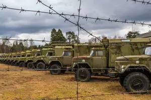 Wéi militäresch Ausrüstung erhale bleift