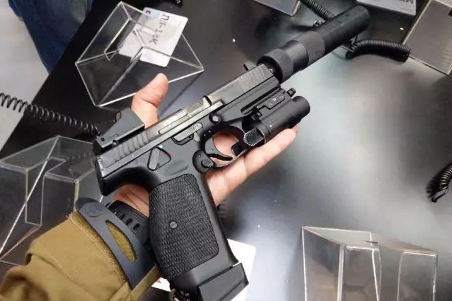 PL-15: new FSB pistol