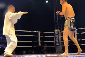 Bậc thầy Taichi đấu với kickboxer tân binh: kéo dài 20 giây