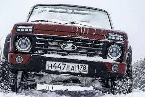 Niva don runduna 500: yana hukunta ko da jeeps masu tsada