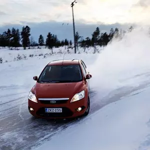 Conducir un coche en invierno: secretos de seguridad