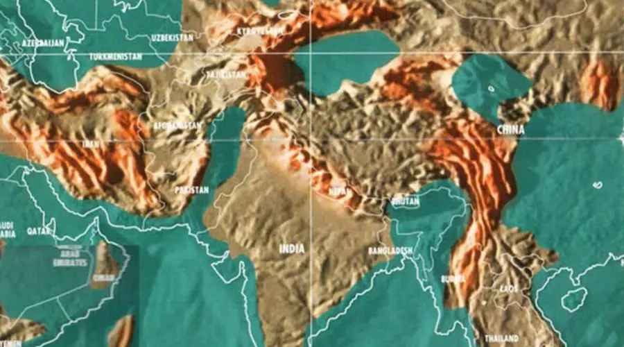 Asia Qui, in una regione con una significativa attività sismica, si verificheranno i cambiamenti più gravi e drammatici. Quando la placca del Pacifico si sposterà di nove gradi, le isole del Giappone saranno completamente sommerse. Come le Filippine. L'Indonesia si dividerà in una catena di isole.