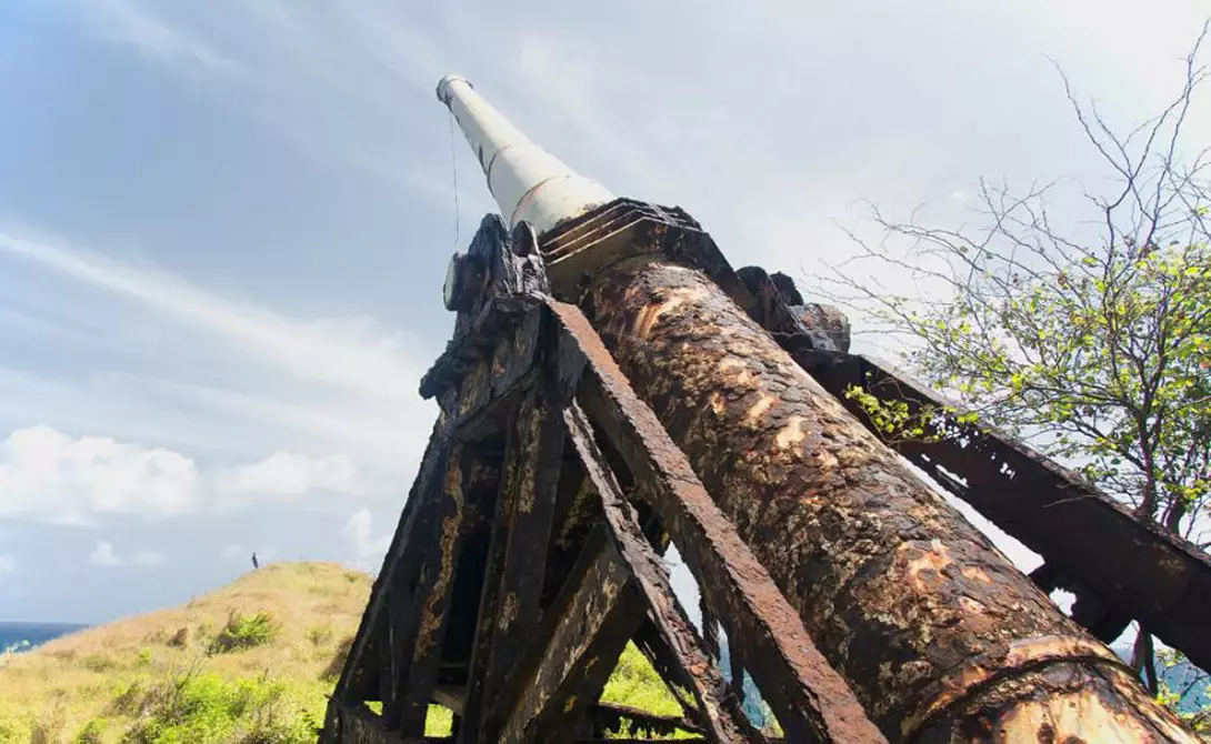 L'arma gegant podria disparar càrregues de 600 kg fins a un abast de fins a 1000 quilòmetres. A més, el "Big Babylon" va ser capaç de llançar un coet de dues tones capaç de llançar en òrbita un satèl·lit de 200 quilograms de pes. Amb aquest mètode, es va reduir significativament el cost del llançament en òrbita, només 600 dòlars per quilogram.