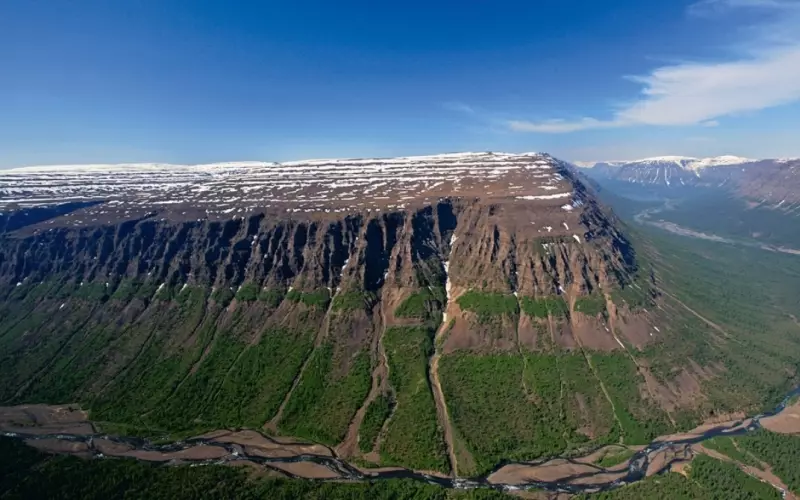 La Perdita Mondo: La Plej Neatingeblaj Lokoj sur la Tero