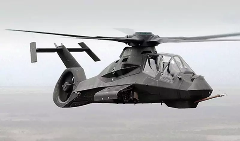 Stealth Helicopter RAH-66 Comanche 21-кылымдын биринчи тик учагы болуп калмак. Акыркы технология унаага радарлар үчүн дээрлик көрүнбөгөн бойдон калууга мүмкүндүк берди, бирок өтө кымбатка туруу бул долбоорду да жокко чыгарды. Бирок, 2011 -жылы мындай вертолеттордо Усама бен Ладендин базасына SEAL рейди жүргүзүлгөн. Демек, окшош жабдуулар, жок эле дегенде, АКШнын атайын күчтөрүндө бар.