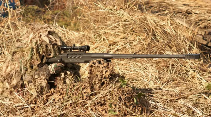 Calibre Truvelo SR: 20 mm Varios rifles de perno da compañía sudafricana Truvelo Armory prodúcense baixo esta designación. Tamén hai unha opción cun cargador de caixas de 5 redondas, que é raro para un rifle deste calibre.