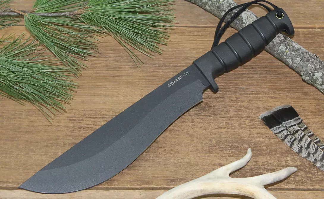 Machete Và một món quà nữa từ đất nước Tây Ban Nha đầy nắng: một con dao rựa - một chiếc dao cắt dài, rộng có mài một mặt. Với một thứ như vậy, việc dọn đường của bạn trong bụi rậm và chặt đầu kẻ thù cũng tiện lợi không kém. Trong Chiến tranh Việt Nam, dao rựa được lính Mỹ sử dụng rộng rãi: dao rựa quân đội có cán rỗng dùng cho NZ và dao phụt.