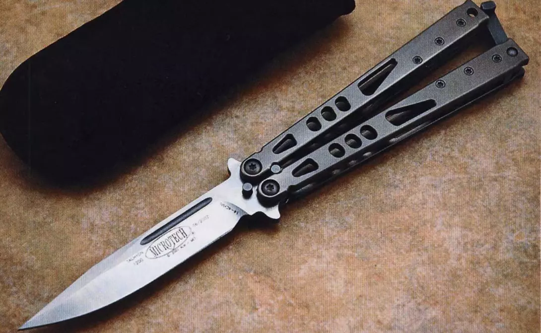 Balisong 90 -шы жылдардағы әрбір аулалық жігіттің таптырмайтын атрибуты «әйгілі көбелек пышағы». Филиппинде балисонг пышақпен күресетін мектептерде белсенді қолданылады. Пышақты ашу - бұл шын мәнінде цирк антикалары бар кейбір шеберлердің орындауындағы бөлек ән.