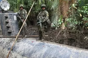 Mga hinimo sa balay nga mga submarino sa mga smuggler sa Columbia