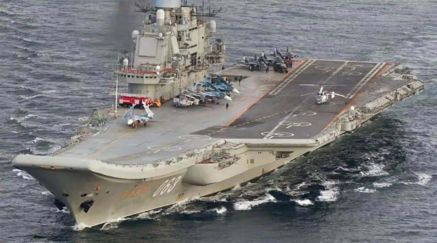 El peor portaaviones del mundo: como trabaja el almirante Kuznetsov