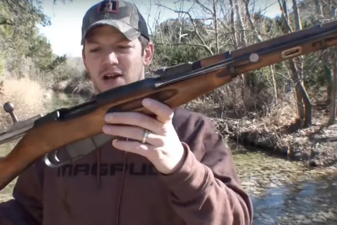 Pușca Mosin: test video al legendarei arme