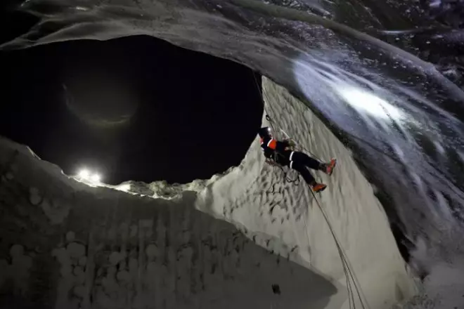 Shpërthimi i kratereve: çfarë e shkaktoi anomalinë Yamal