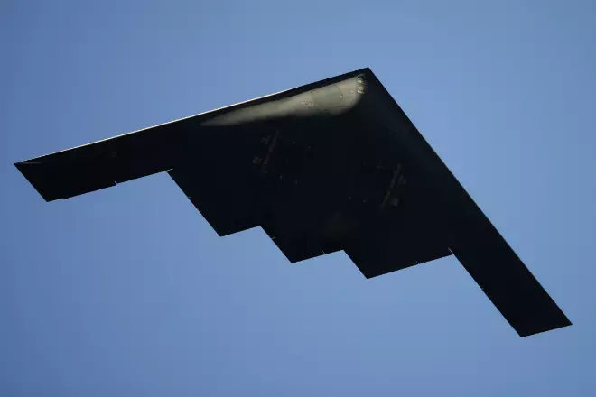 Area 51 Stealth Fligeren wäerten déi nei US Kampfflotte sinn