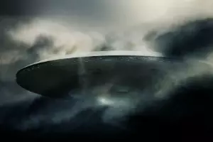 ಆಕ್ರಮಣ ಆರಂಭವಾಯಿತೇ? ಒಂದು ದೊಡ್ಡ UFO ನಂತೆ ಕಾಣುವ ವಸ್ತುವನ್ನು ISS ಗುರುತಿಸಿದೆ