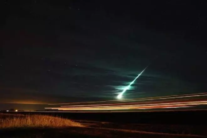 Teqînek bêhempa ya bihêz a meteorîtê rê daye Amerîkîyan ku bikevin panîkê