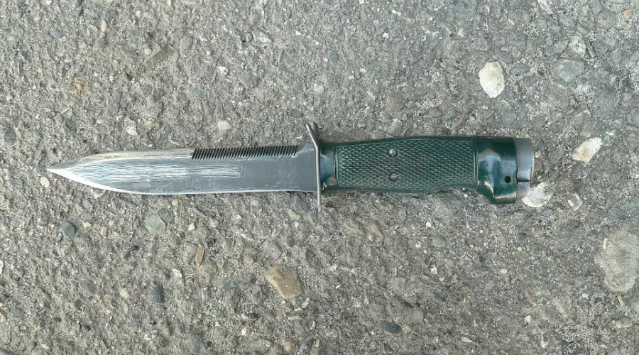 NRS-2 Special scout knife (NRS) was developed in the USSR back in the 60s. In 1992, the knife was upgraded to NRS-2: the blade received a spear-shaped shape, and a firing mechanism with a short barrel and a trigger was placed in the handle. A special silent cartridge SP-4 is capable of piercing a steel sheet at a distance of 20 meters.