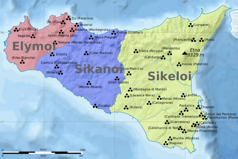 Sinultian sa Sican Bisan wala pa moabut ang mga Indo-European nga mga tawo, ang mga taga-Sican, ang lumad nga populasyon sa isla, nagpuyo sa Sicily. Ang kini nga mga representante sa usa sa labing karaan nga mga tawo sa kalibutan sa bisan unsang paagi wala mabalaka sa sinulat nga sinultian - nahibal-an ra sa mga syentista ang bahin niini sa pipila ka mga toponma ug ngalan nga nakalahutay karon.