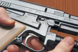 Fantastica pistola creata dagli armaioli dell'URSS