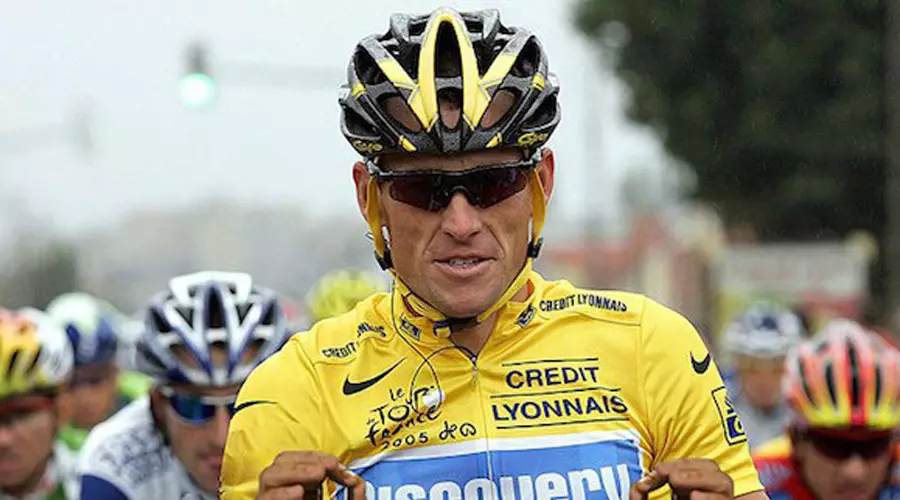 Bisikileta Tamin'ny taona 1999 ka hatramin'ny 2005, nandresy tamin'ny hazakazaka rehetra tao amin'ny Tour de France i Lance Armstrong lehibe. Tapaho ity firaketana ity? Ankoatra ny nofinofy.