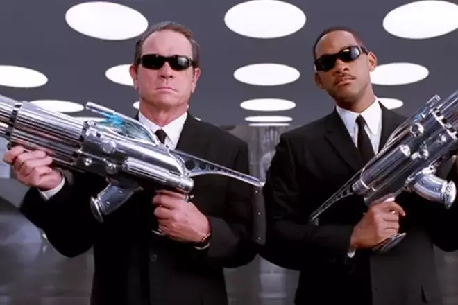 NASA จ้าง Men in Black ปกป้องมนุษย์ต่างดาว