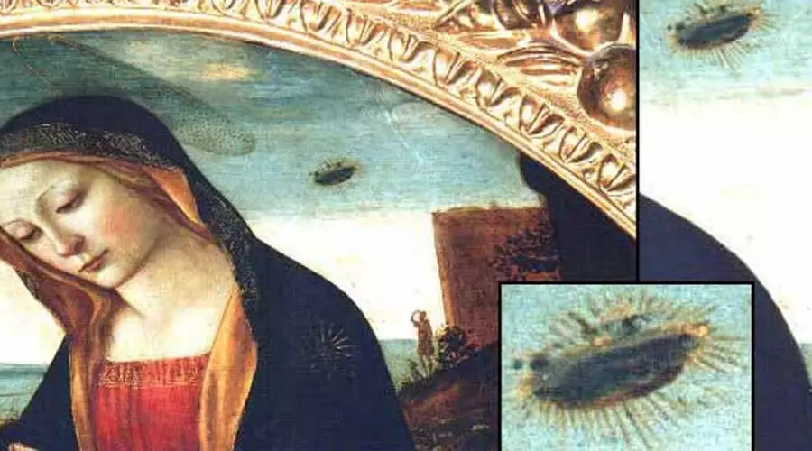 Madonna mei Sint Giovannino In oar ferneamd wurk, "Madonna mei Sint Giovannino", waard yn 'e 15e ieu skildere troch Domenico Ghirlandaio en hinget no yn Palazzo Vecchio, Feneesje. As jo ​​goed sjogge, sille jo sjen: in frjemd skyffoarmich foarwerp wurdt ôfbylde yn 'e loft direkt boppe de rjochter skouder fan' e Madonna. Boppedat wurde de figueren fan 'e man en de hûn nei dit objekt draaid. Sûnt in ieu hawwe saakkundigen besocht te begripen wat de artyst yn 'e werklikheid woe sjen litte.