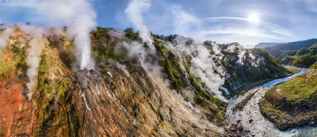 Intili yeGeysers: eyona ndawo intle eKamchatka