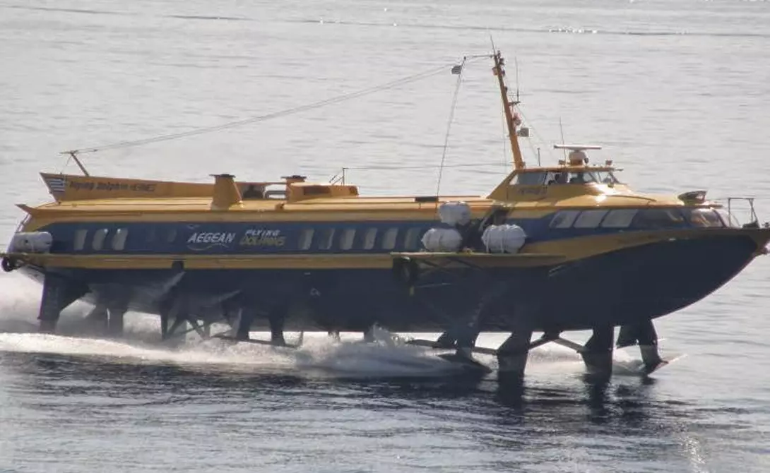 Oaren glide lâns de rivieren fan Kanada, Grikelân, Joegoslaavje, Nederlân, Tailân en Turkije. En foar de mearderheid fan 'e Russen bleau it hydrofoilskip allinich in lokkich ûnthâld út' e fiere jeugd - "Rockets" waarden aktyf brûkt yn 'e resorts fan' e USSR.