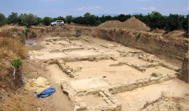 Tinuod o Patoo Pinaagi ug kadaghanan, ang tanan nga mga artifact nga nakit-an ug ang panukiduki nga gihimo wala magpamatuod nga adunay Atlantis. Tingali nakit-an ni Sergio Frau ang mga nahabilin sa usa pa ka gamay nga pamuy-anan, nga gibiyaan sa wala pa magsalop sa kailadman sa dagat. Bisan pa, adunay pa kaayo nga higayon nga ang mga siyentista sa ulahi makit-an ang mga nahabilin sa usa ka legendary nga sibilisasyon.