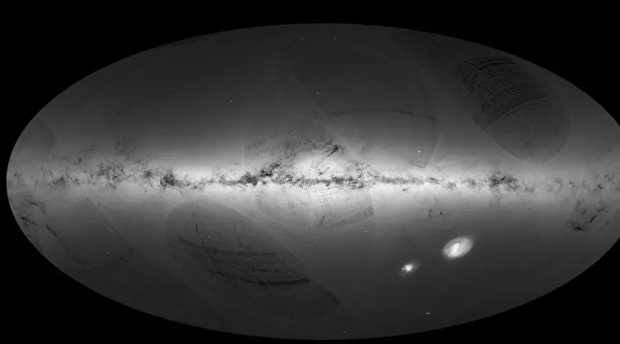 私たちはそれを失っています研究の過程で、科学者たちは星のタビーがきらめくだけでなく、常に明るさが減少することを発見しました。 3年間で、明るさは3％低下しました。これは、前例のない数値です。比較のために、天文学者はKIC 8462852と構造が似ている200個の近くの星と355個の星をチェックしました。同じ期間にそれらのどれの明るさも0.34％以上低下しませんでした。