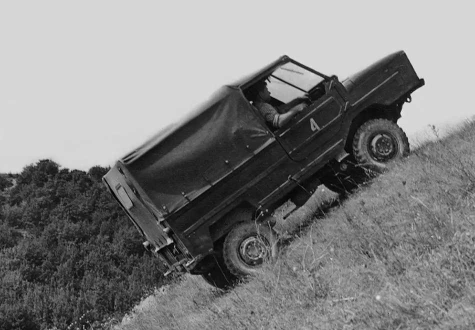 LuAZ-969: een landelijke jeep oorspronkelijk uit de USSR 7296_5