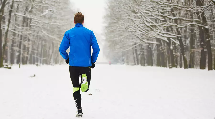 Pravdy Už vás nebaví trpět bolestmi hlavy? Vzpomeňte si, co vás učili jako dítě. Chůze na čerstvém vzduchu, sport a rekreace vyřeší problém mnohem rychleji a efektivněji než nejdražší pilulky.