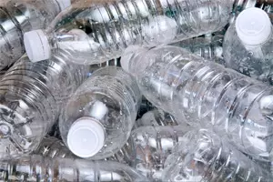 Versteekte reservaat: plastiekbottel