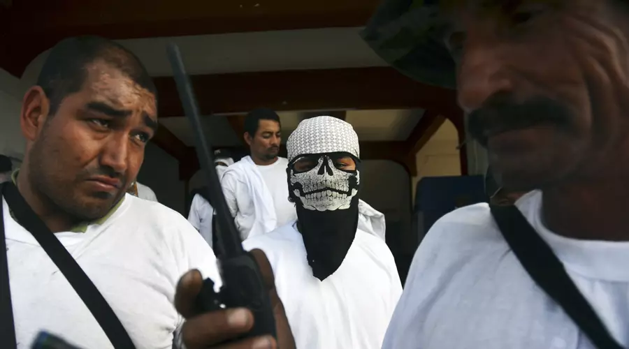 Templar Cartel Eyi jẹ ọkan ninu awọn kẹkẹ tuntun tuntun ni Ilu Meksiko. Awọn oludari jiyan pe a ko yan orukọ naa ni aye ati pe ẹgbẹ naa tẹle awọn ilana iṣe ti awọn Templars gidi ti fi lelẹ. Ṣugbọn ni otitọ, tuntun ni a funni lati pa ọmọ naa ki o jẹ ọkan rẹ lati darapọ mọ ẹgbẹ onijagidijagan.