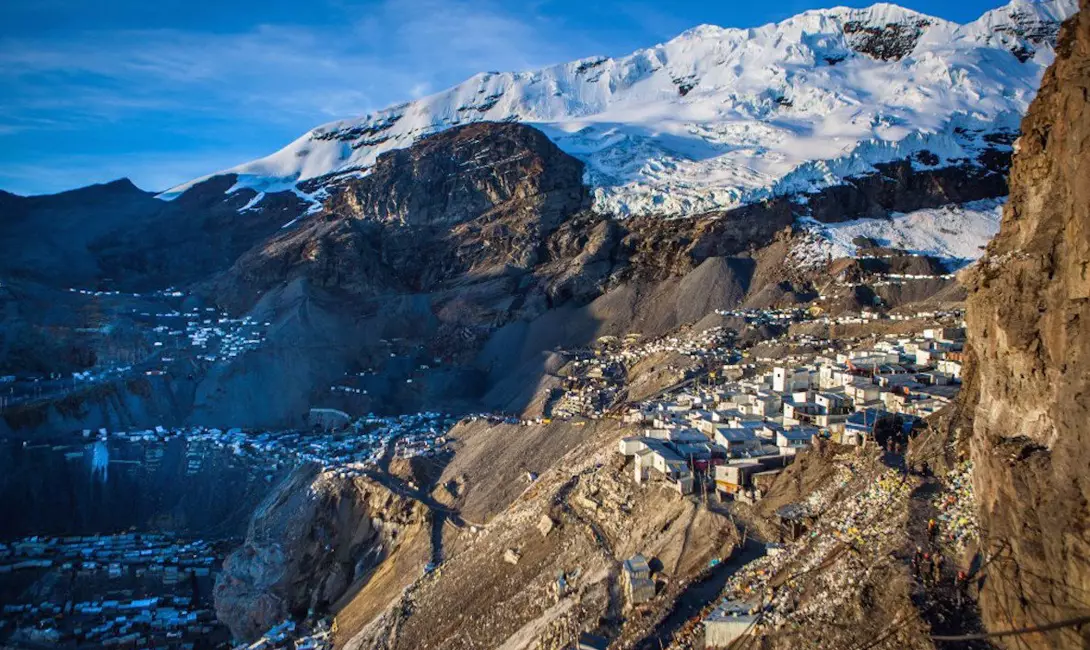 La Rinconada ir viena no izolētākajām kopienām pasaulē.